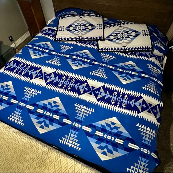 Pendleton | Bedding | Vintage Rare Pendleton Yavapai Queen Size Wool ...